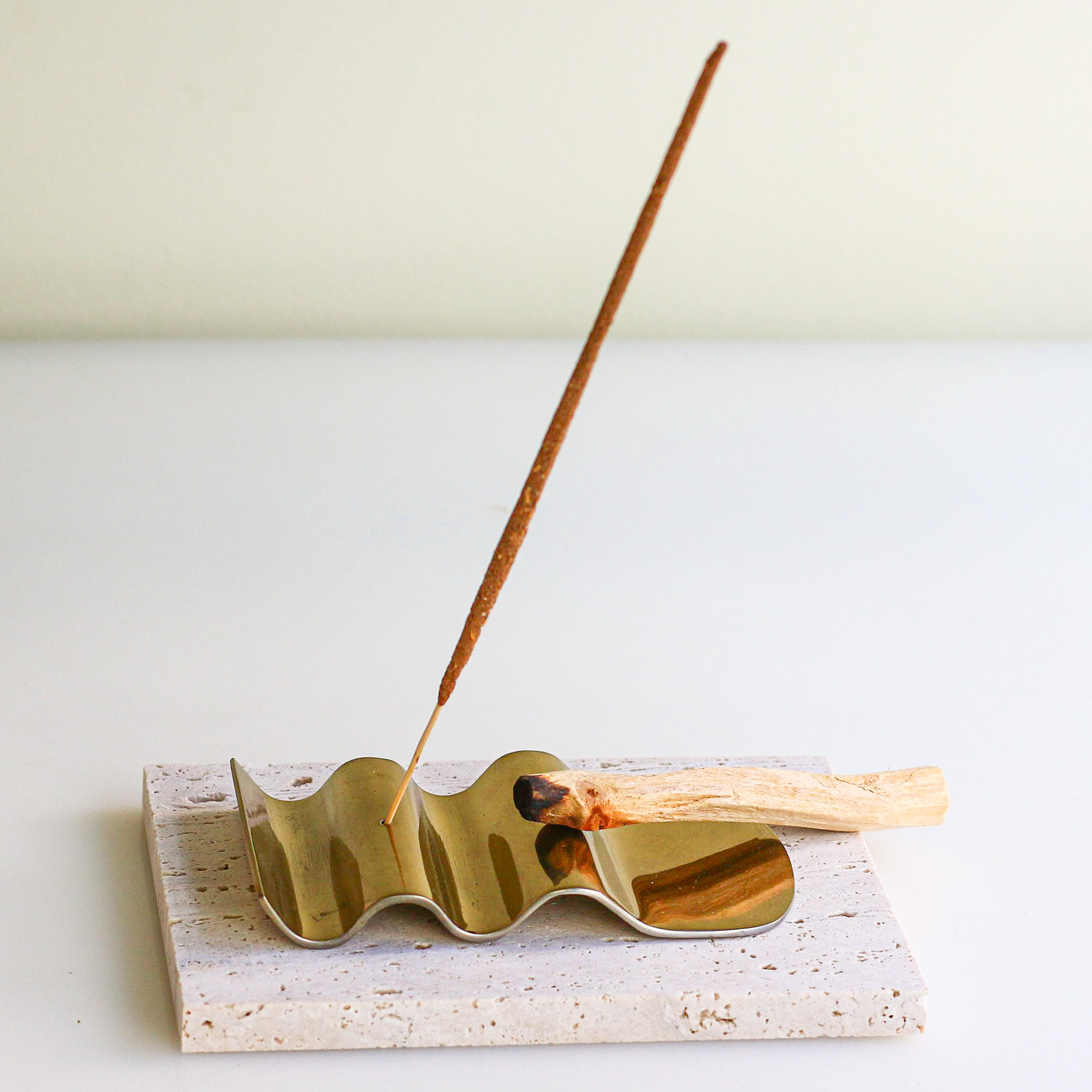 大注目のパロサントで癒しの時間を。 | 新潟県新潟市[住まいと暮らしの総合商社]株式会社 佐藤商会